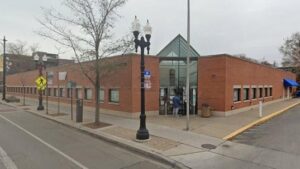 Chicago Social Security Office 2127 W Lawrence Ave, Chicago, Illinois 60625